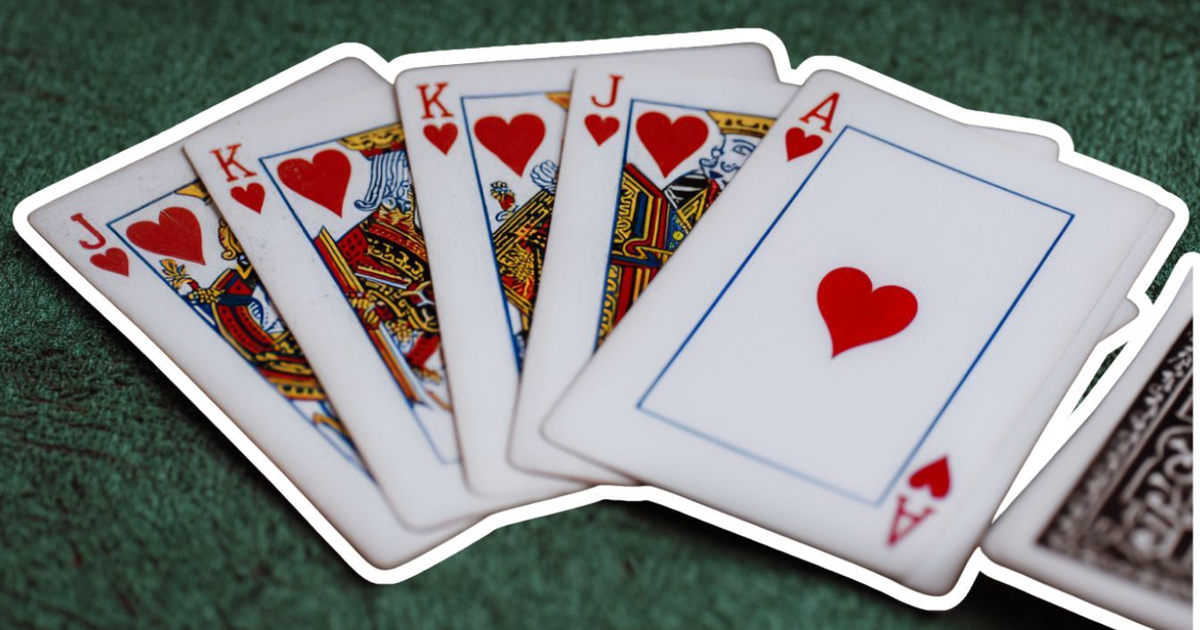 Spit Card Game Rules, Setup, and Variations